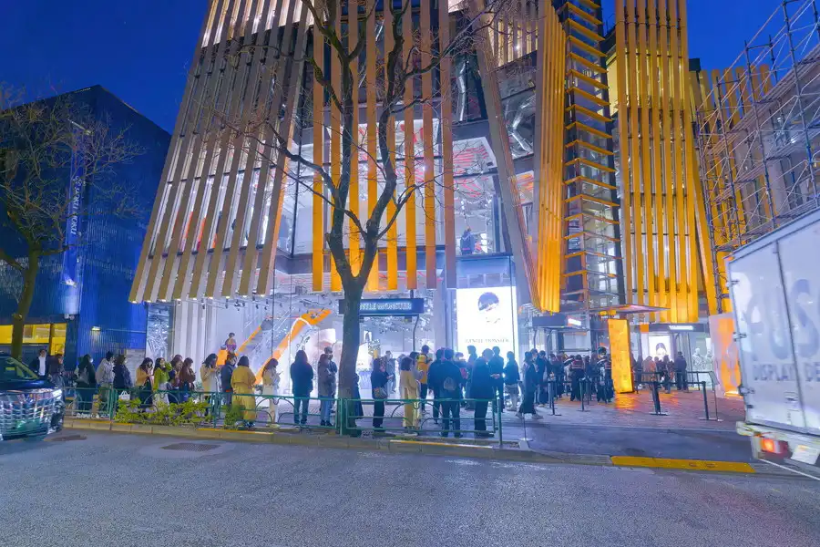 GENTLE MONSTER(ジェントル モンスター)東京青山 - SONAR TOKYO SHOPS